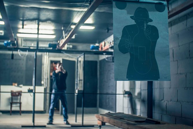Indoor Shooting Range in Warszawa Package 2 - A Practical Intro to Warsaw’s Indoor Shooting Range