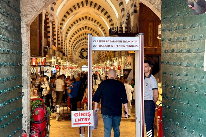 Istanbul Small-Group City and Secret Streets Tour with Guide - What Makes This Tour Stand Out