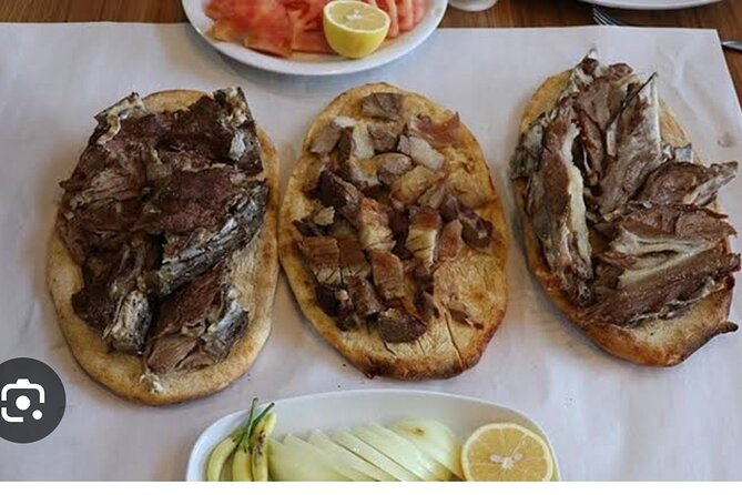 Istanbul street food tour with local guide - Key Points