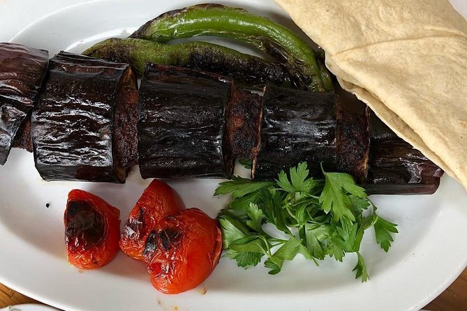Istanbul Traditional Food Tour with Dinner on Off-Touristy-Path - The Journey Begins: Meeting in Karakoy
