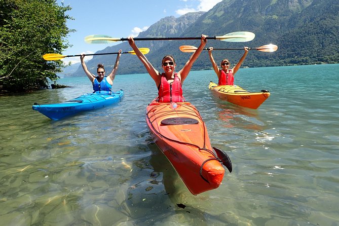 Kayak Tour of the Turquoise Lake Brienz - An In-Depth Look at the Kayak Tour of Lake Brienz