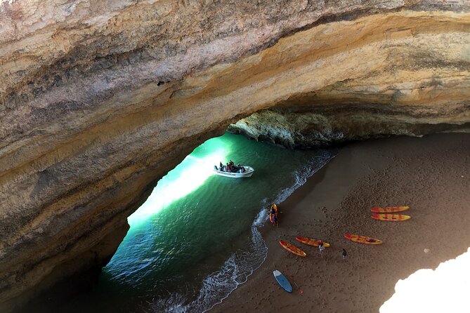 Kayak Tour to Benagil Cave & Marinha Beach - From Portimão - Meeting and Ending Points