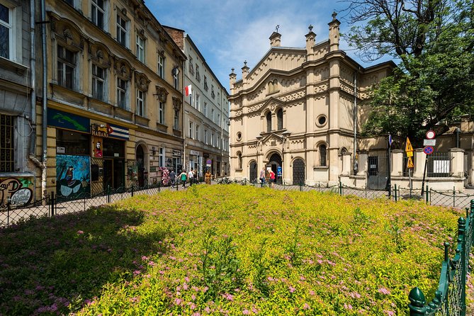 Krakow Jewish Quarter Guided Walking Tour - A Detailed Look at the Tour Experience