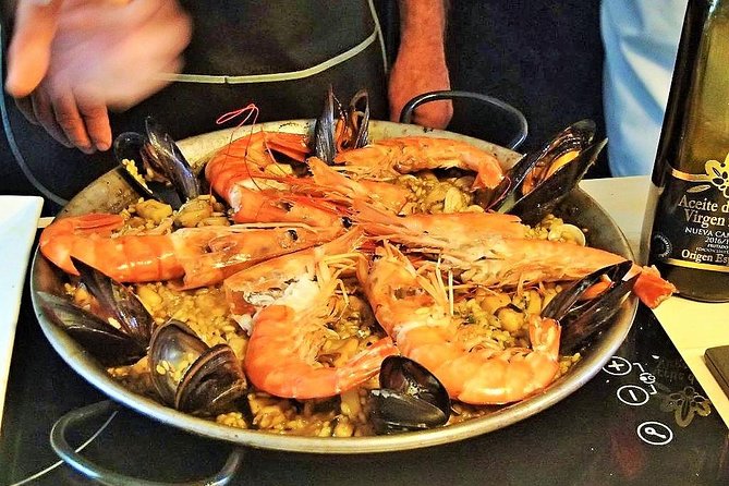 La Boqueria Market and Paella Cooking Class in Barcelona - The Tapas Tasting: Flavors of Spain on a Plate