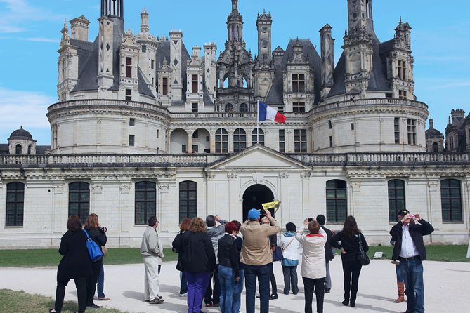 Loire Valley Castles Day Trip from Paris with Wine Tasting - A Detailed Look at the Tour Experience