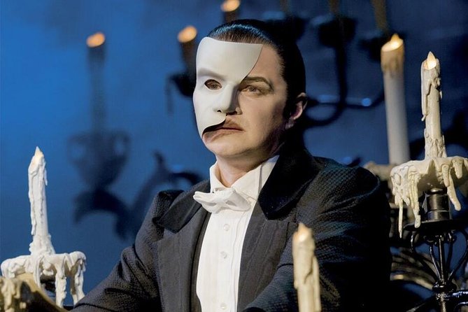 London Theatre: The Phantom of the Opera - The Theatre and the Setting