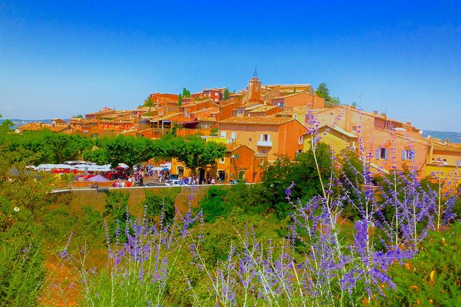 Luberon, Roussillon & Gordes Half-Day Tour from Avignon - Exploring the Fontaine de Vaucluse