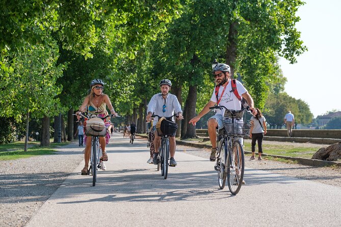 Lucca Bikes and Bites with food tastings for Small Groups or Private - Key Points