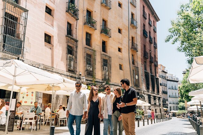 Madrid Local Tapas and Wine Tour with Drinks and Rooftop Views - What Makes This Tour Stand Out?