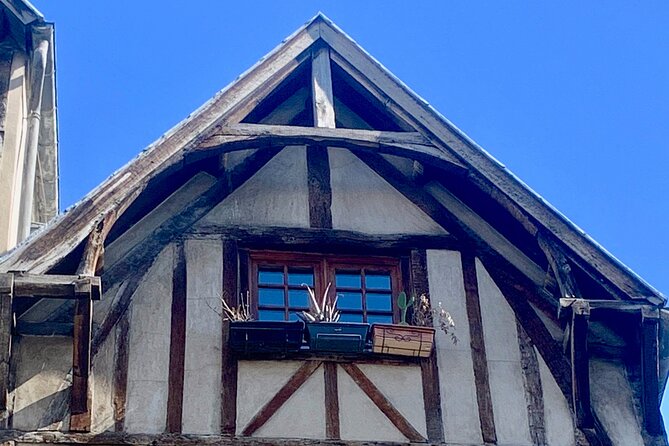 Marais Tour With a Local - An Authentic Walking Tour in the Heart of Paris