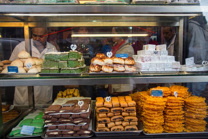 Marseille Food Tour  Full Meal of Local Tastes by Do Eat Better - A Deep Dive into the Marseille Food Tour