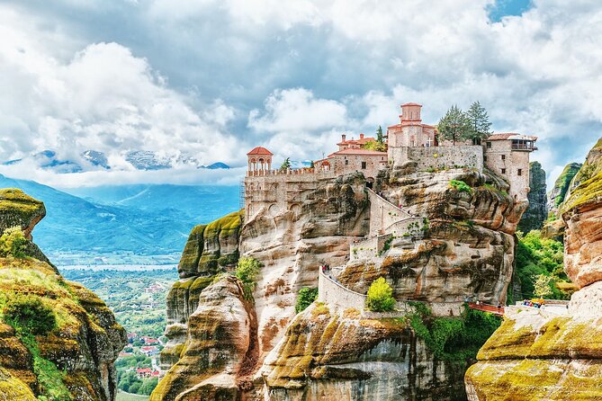 Meteora Full Day Private Tour from Athens including Lunch - Key Points