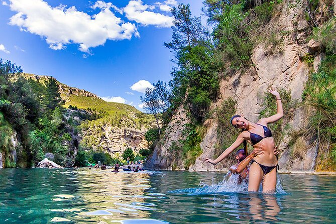 Montanejos Thermal Springs & Girlfriend Waterfall, food included - An In-Depth Look at the Tour Experience
