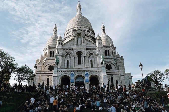 Montmartre District and Sacre Coeur - Exclusive Guided Walking Tour - The Comprehensive Montmartre Experience