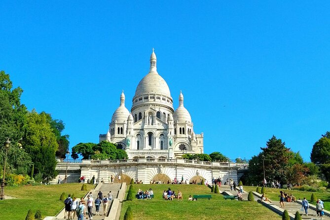 Montmartre Hill French Gourmet Food and Wine Tasting Walking Tour - An In-Depth Look at the Montmartre Food and Wine Experience