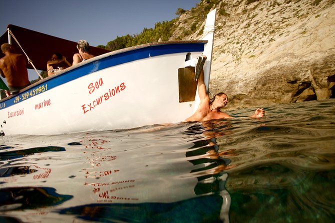 Morning Boat Tour to Cinque Terre with breakfast and brunch - Key Points