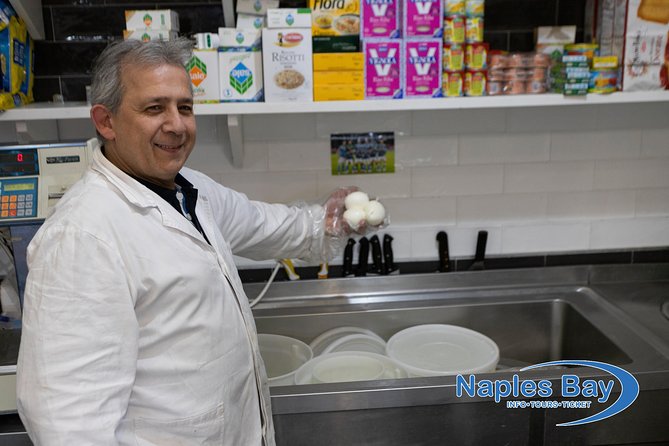 Naples Street Food and Gastronomic Walking Tour - The Experience: What You Can Expect