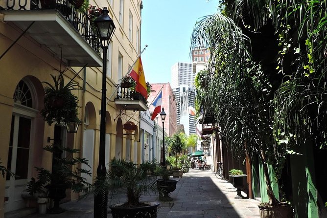 New Orleans City Tour: Cemetery, French Quarter, Garden District - An In-Depth Review of the Experience