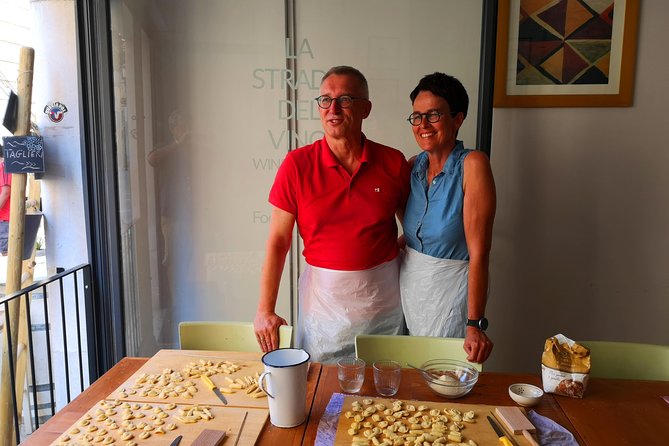 Orecchiette Cooking Class and Wine Pairing in Lecce - A Taste of Authentic Lecce: What the Tour Offers
