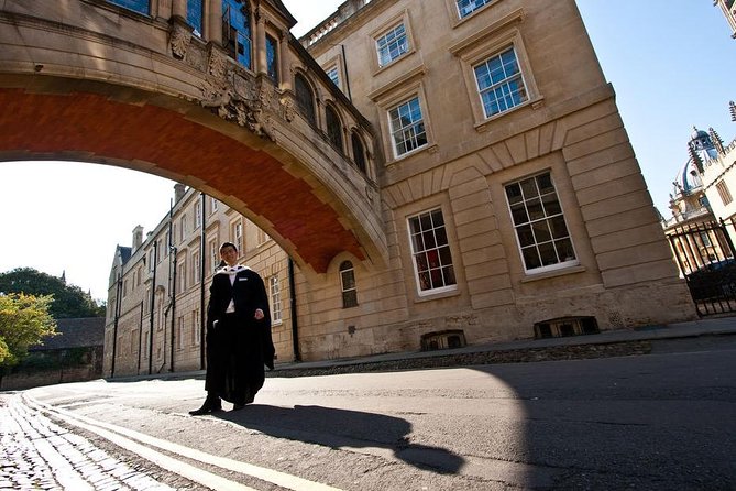 Oxford City and University Walking Small Group PUBLIC Tour - An In-Depth Look at the Tour Experience