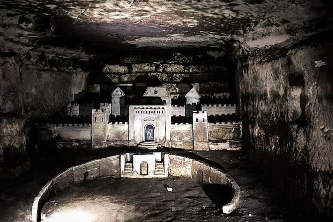 Paris Catacombs Guided Tour - A Closer Look at the Paris Catacombs Guided Tour