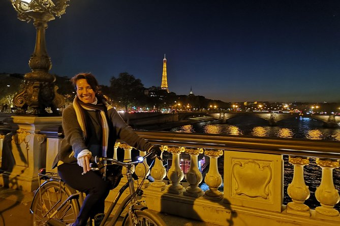 Paris Evening City of Lights Small Group Bike Tour & Boat Cruise - Introduction to the Experience