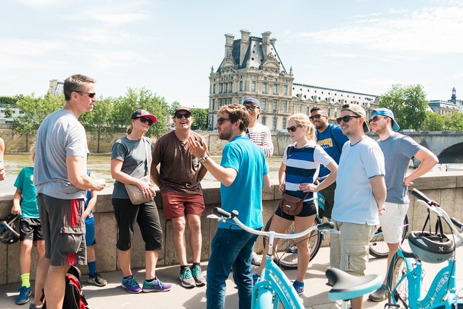 Paris Highlights Bike Tour: Eiffel Tower, Louvre and Notre-Dame - The Itinerary in Detail