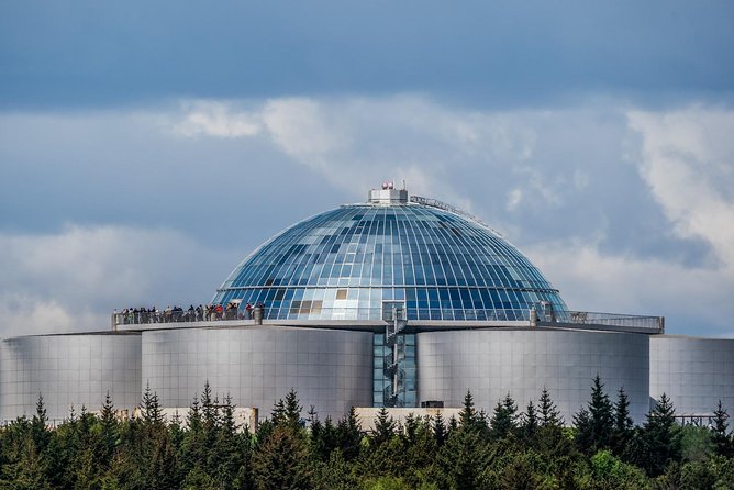 Perlan Museum - Wonders of Iceland & Áróra Northern Lights Planetarium Show - An In-Depth Look at the Perlan Museum Experience