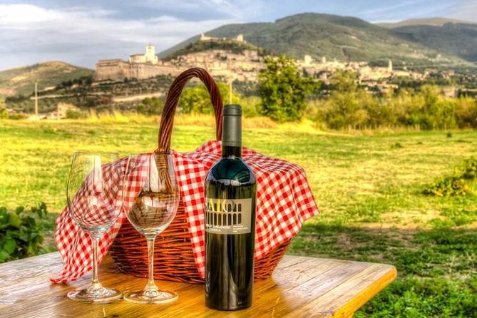 Pic nic Deluxe Assisi for 2 and wine tasting 5 wines - Key Points:
