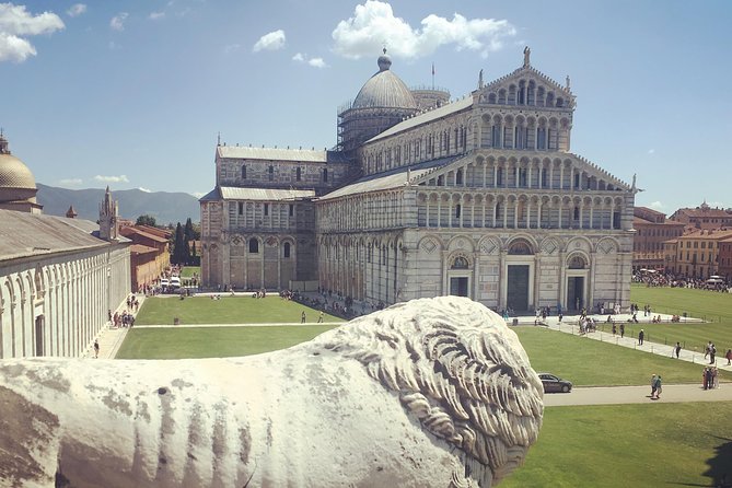 Pisa all inclusive: Baptistery, Cathedral and Leaning Tower guided tour - Exploring the Heart of Pisa