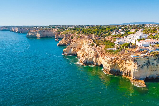 Portimão:Embark on NatureBenagil and DolphinsBiologist on board - The Itinerary in Detail