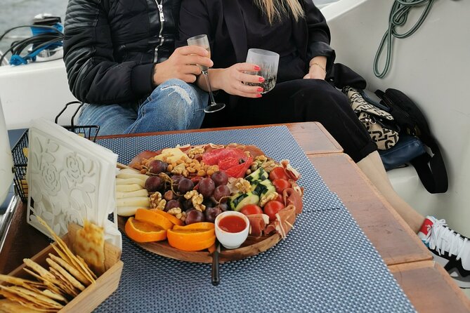 Porto: Wine and cheese tasting on a sailboat on the Douro River - An In-Depth Look at the Douro River Sailing Experience