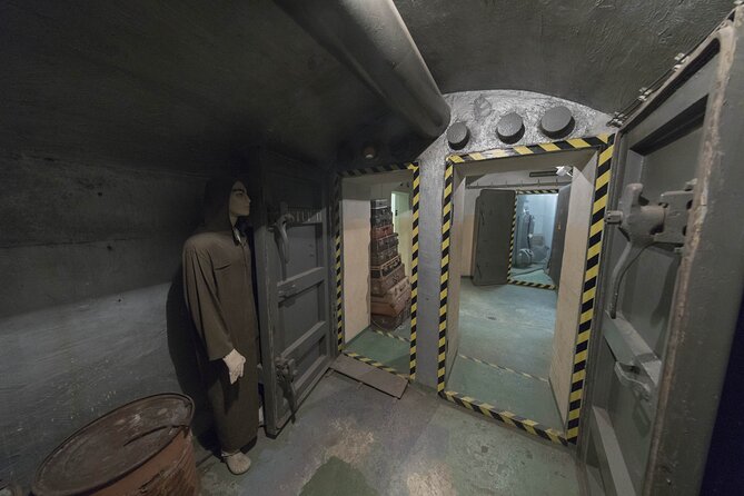 Prague Communism History and Nuclear Bunker Tour - A Comprehensive Look at the Tour Experience