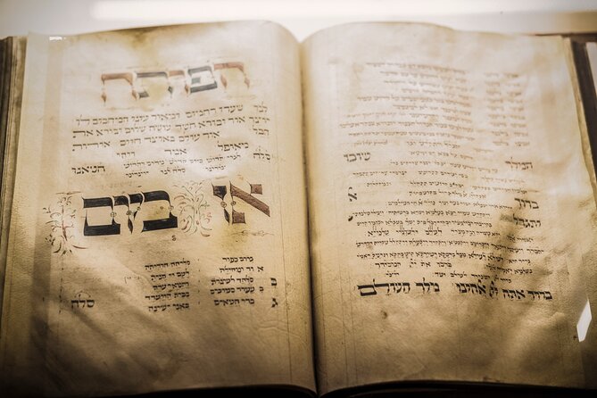 Prague Jewish Quarter Walking Tour with Admission Tickets - The Tour Experience: What to Expect