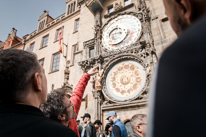 Prague Old Town and Jewish Quarter Walking Tour - Key Points
