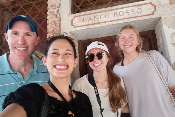 Private 3 hrs Venice Tour: St Mark's, Walking tour & Boat tour - The Full Experience: From Piazza to Canal
