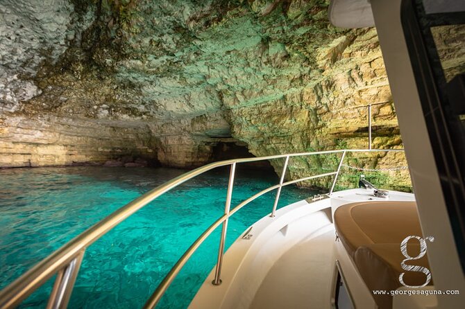 Private Boat Tour Experience with Snorkeling Blue Lagoon and Comino - Key Points