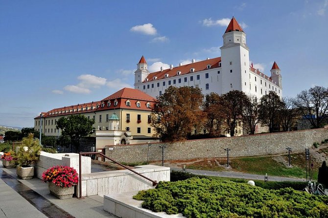 Private Bratislava Day Trip from Budapest with lunch - Why This Tour Offers Good Value