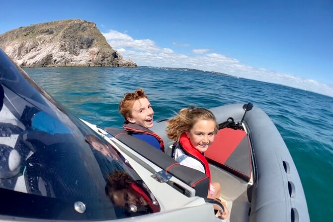Private Coastal Boat Tour in Torquay - An In-Depth Look at the Private Coastal Boat Tour in Torquay