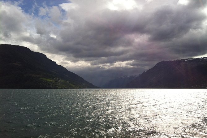 PRIVATE GUIDED TOUR: Queen of the Fjords - tour from Bergen, 6 hours - An In-Depth Look at the Queen of the Fjords Tour