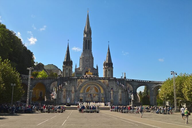 Private guided tours of Lourdes / Walking tour - The Experience in Detail