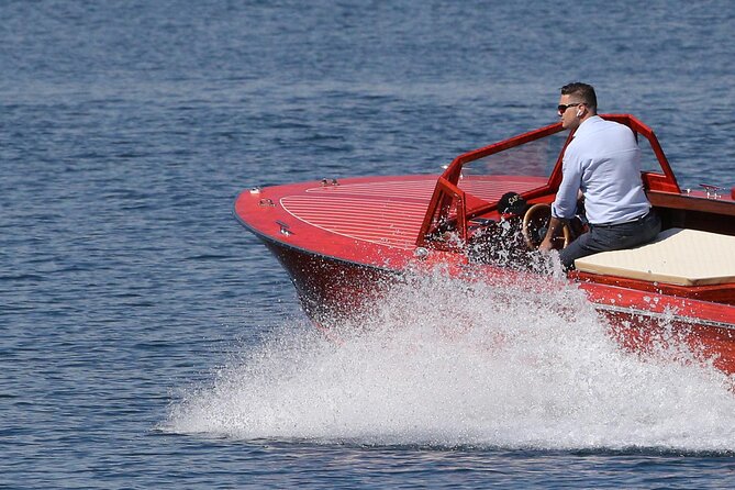 Private Tour by Classic Wooden Boat on Lake Como 6 pax - What the Itinerary Looks Like