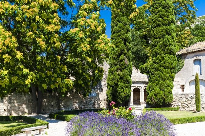 Provence in One Day Small Group Day Trip from Avignon - Roussillon: The Village of Red Ochre