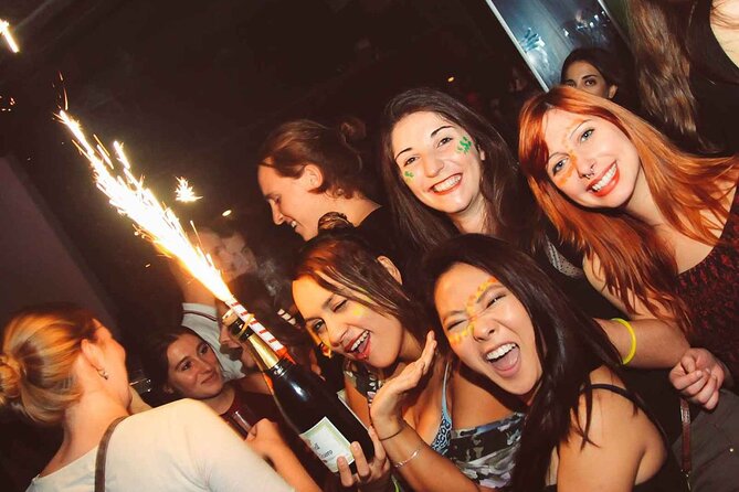 Pub Crawl Barcelona by EVOLVE The BEST night experience - Key Points