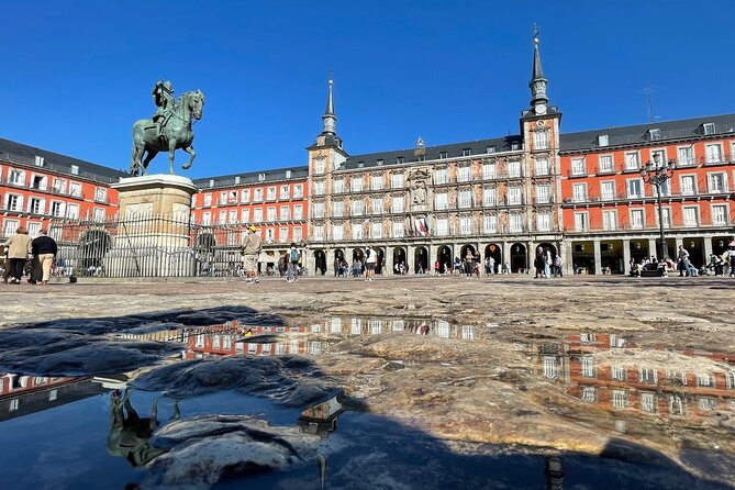 Royal Palace of Madrid Small Group Skip the Line Ticket - The Itinerary in Detail