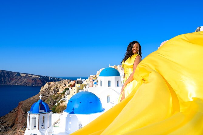Santorini 2h Private Flying Dress Photoshoot with Transportation - Analyzing the Experience: What You Can Expect