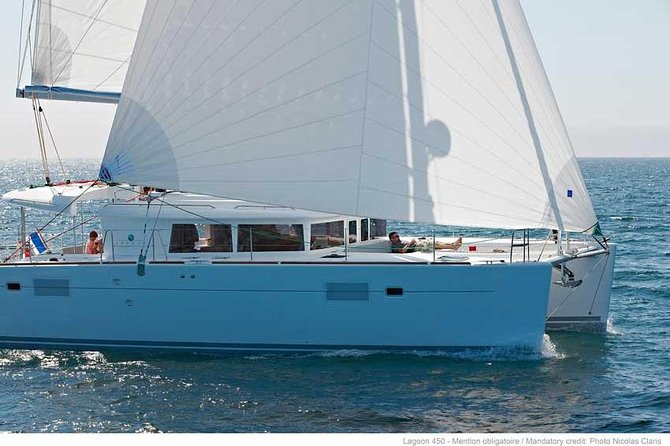 Santorini Caldera Sailing Tour with BBQ Lunch and Drinks - Who Will Love This Tour?