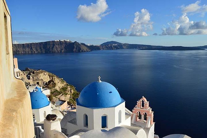 Santorini Day Tour with Sunset in Oia - First Stop: Akrotiri Archaeological Site