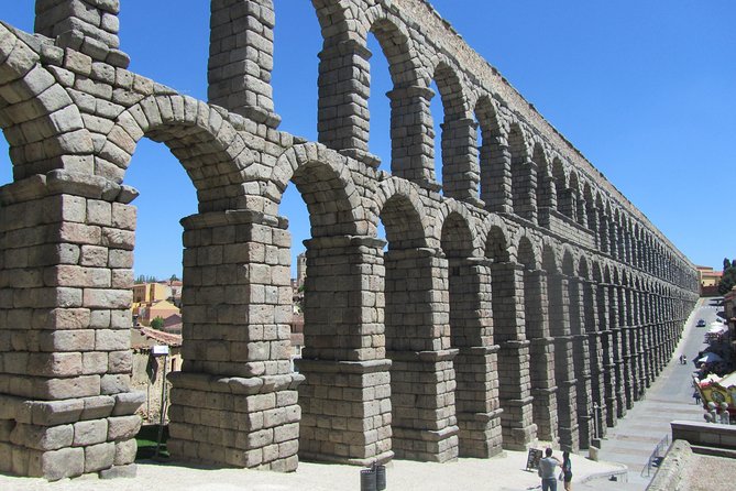 Segovia with Winery & Tasting Small Group Tour from Madrid - Segovia’s Main Highlights