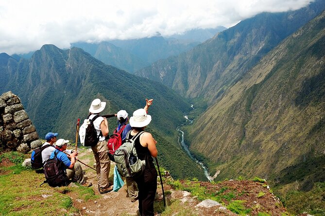 Short Inca Trail to Machu Picchu 2D/1N - Transportation and Comfort